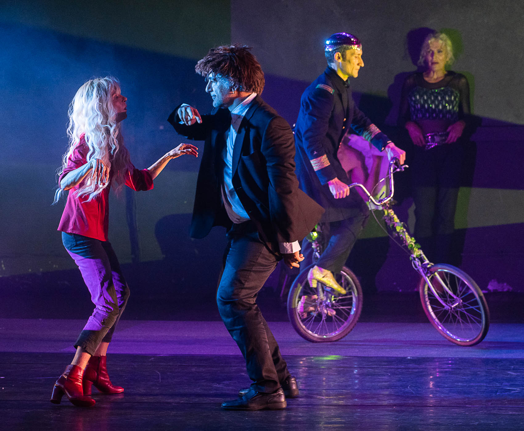 Fráxil. Handle with care | Matadero Madrid